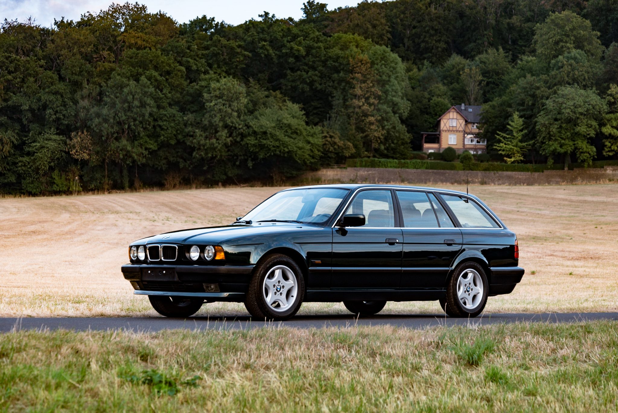 BMW E34 525i Touring - Pure Classics